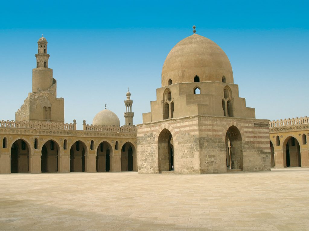 Ausflug Kairo: Gizeh, Zitadelle, Ägyptisches Museum, Bazar - Helios Reisen